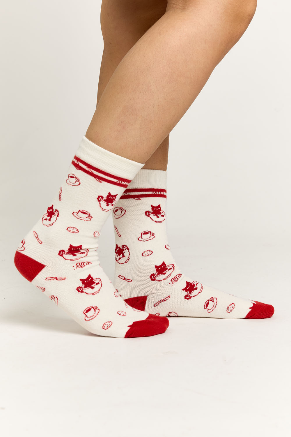 Socks: Off White / Breakfast pattern Red | STRØM