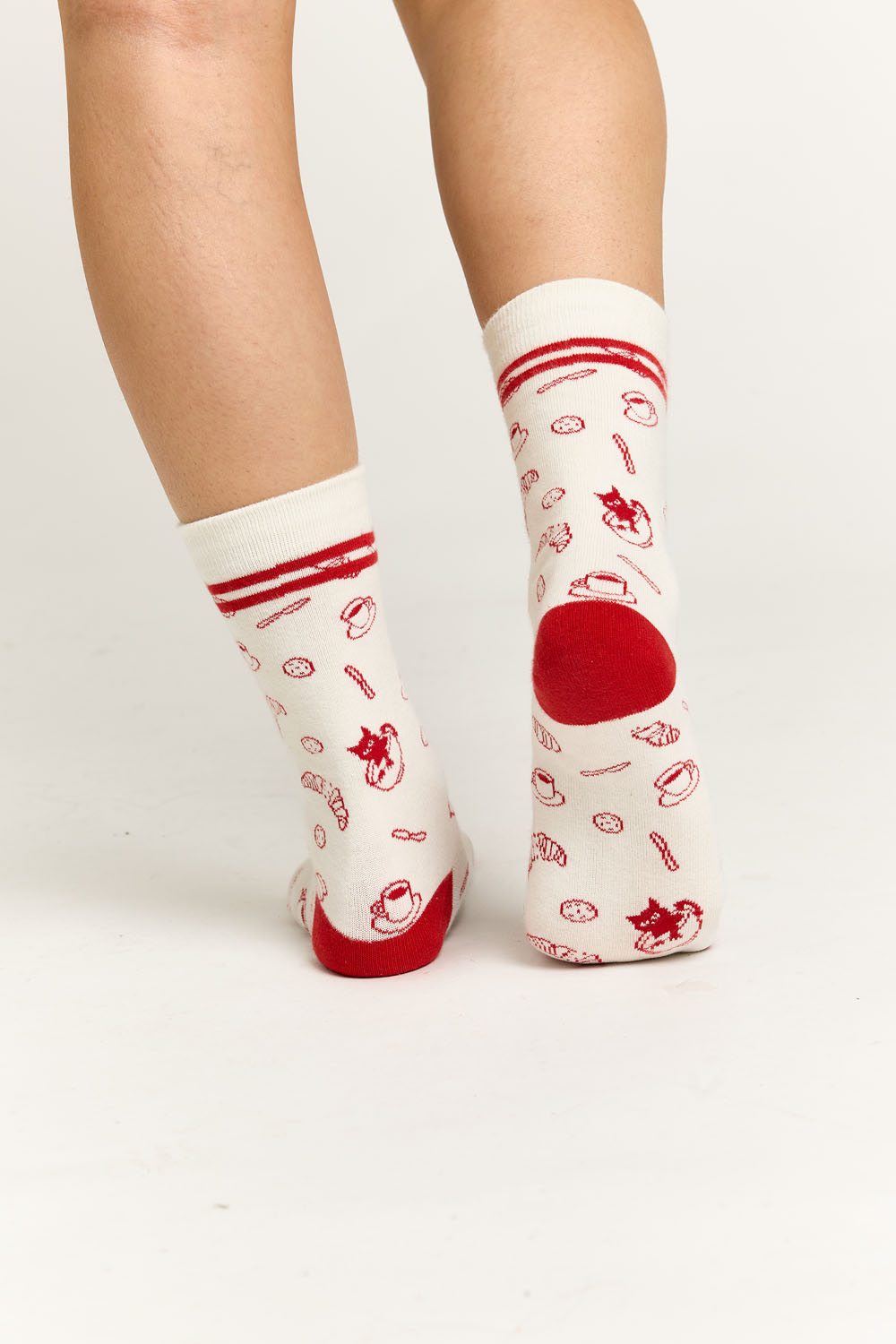 Socks: Off White / Breakfast pattern Red | STRØM